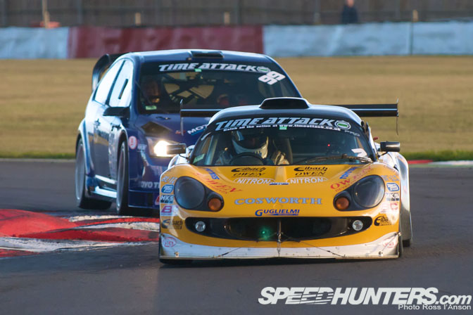 Caractéristique de la voiture >> Time Attack Lotus Elise - Wash Wash