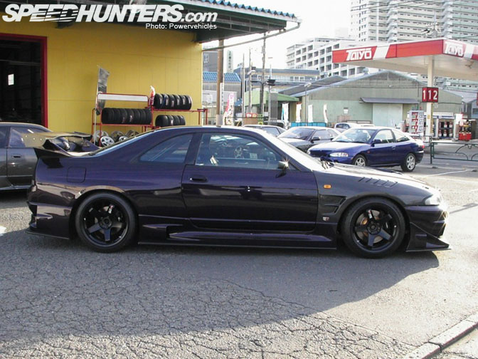 Caractéristiques de la voiture>> Bee*r Skyline R33 - Wash Wash